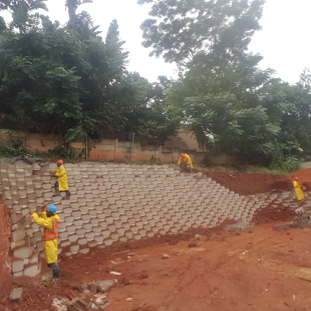 Interlocking Retaining Walls Construction Durban dry stack retaining ...